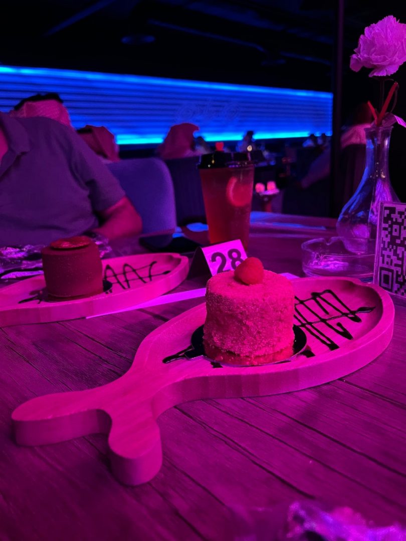 مطعم اوبال كلوب الرياض (الأسعار+ المنيو+ الموقع) - كافيهات و مطاعم الرياض