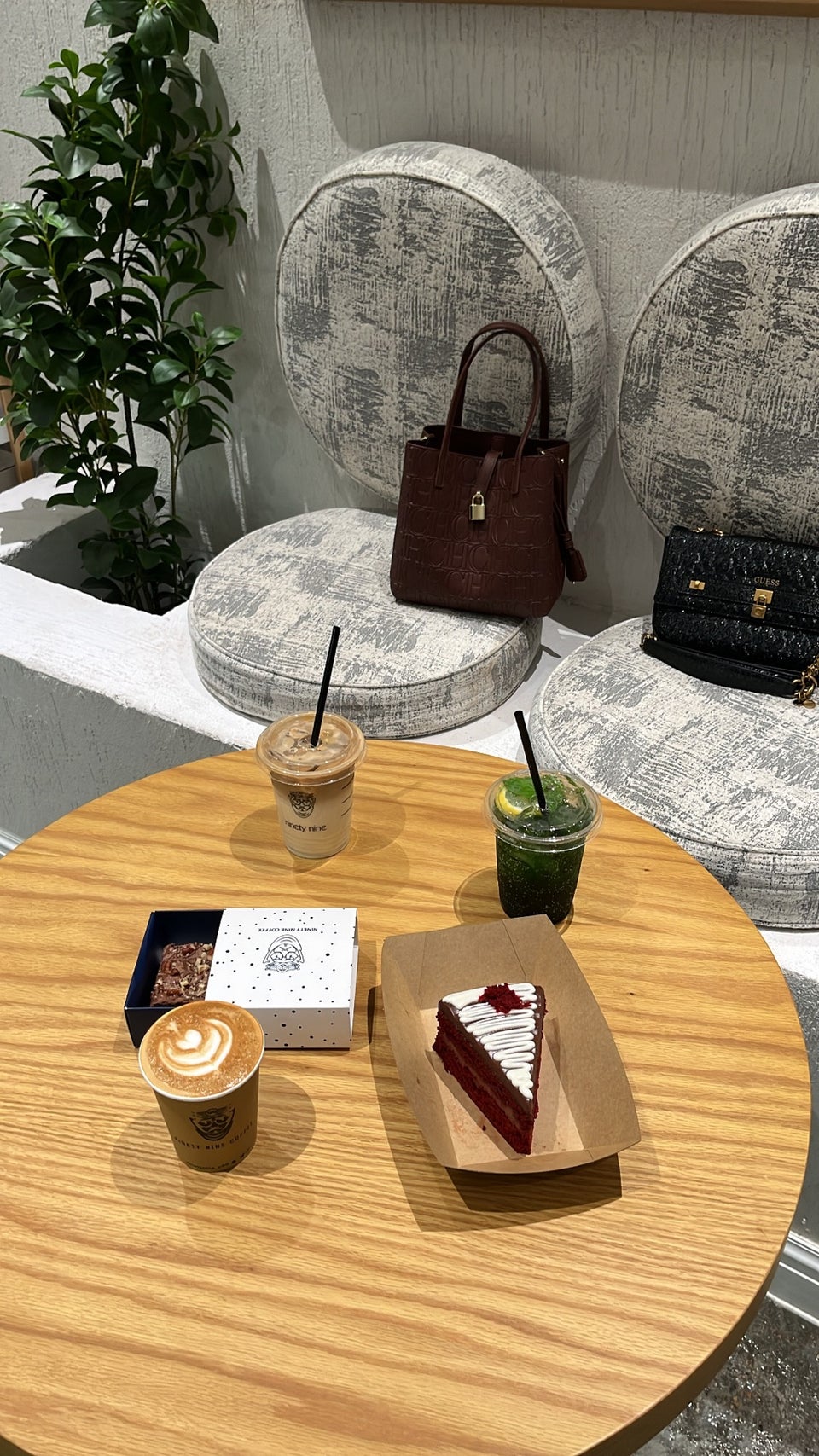 قهوة NiNETY NiNE وادي الدواسر (الأسعار+ المنيو+ الموقع)